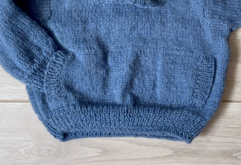 40. Sueter cerrado, cuello cruzado y bolsillos a los lados (tallas de 0 ...